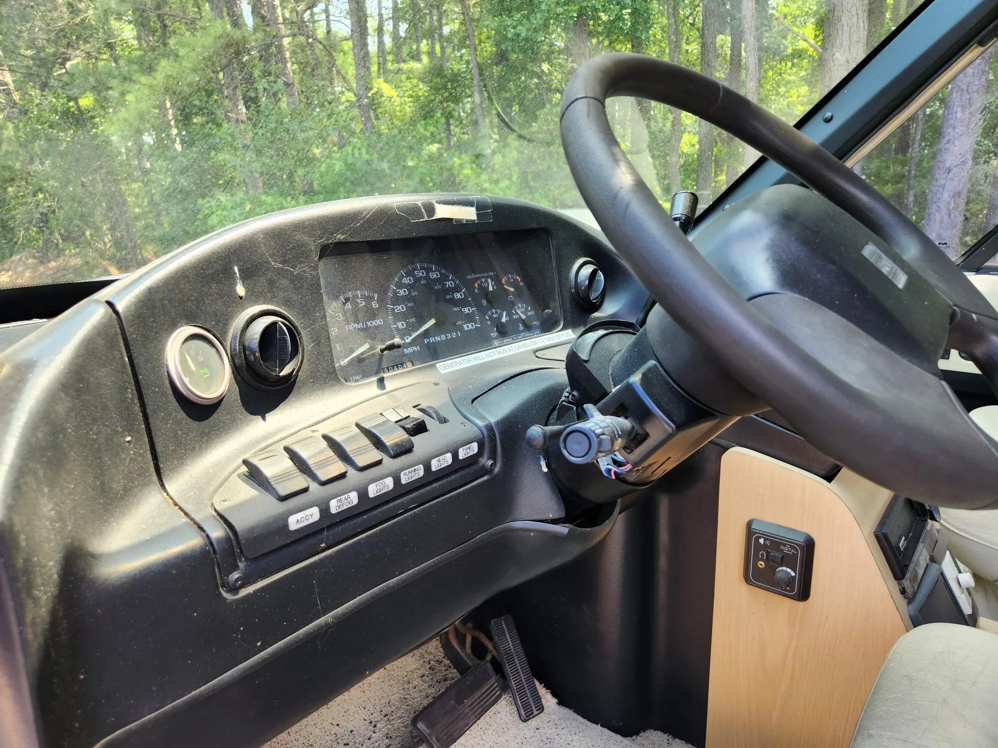 Need a Project RV? Buy This Mauck MSV With Butterfly Doors and a 454 V8