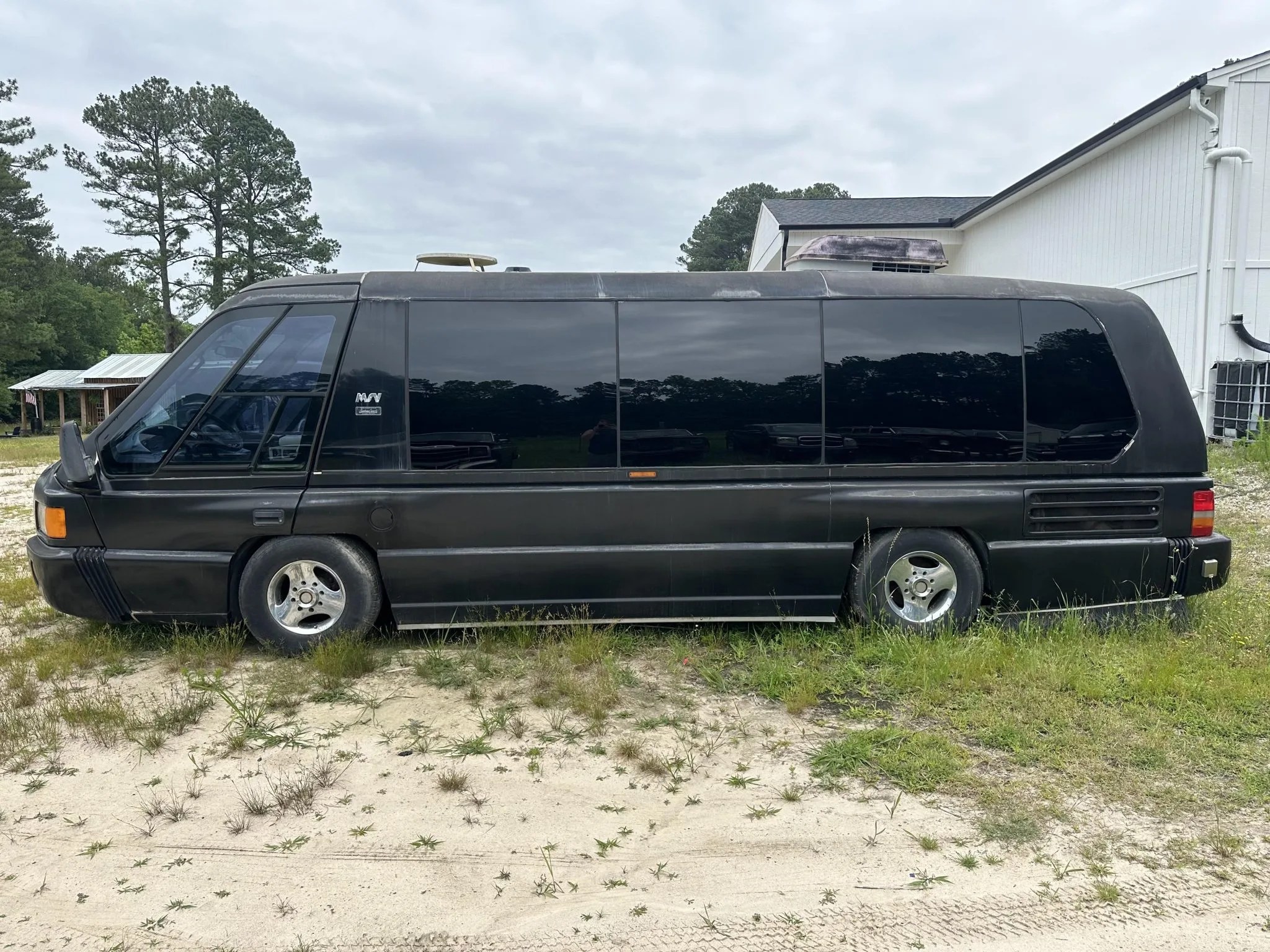 Need a Project RV? Buy This Mauck MSV With Butterfly Doors and a 454 V8
