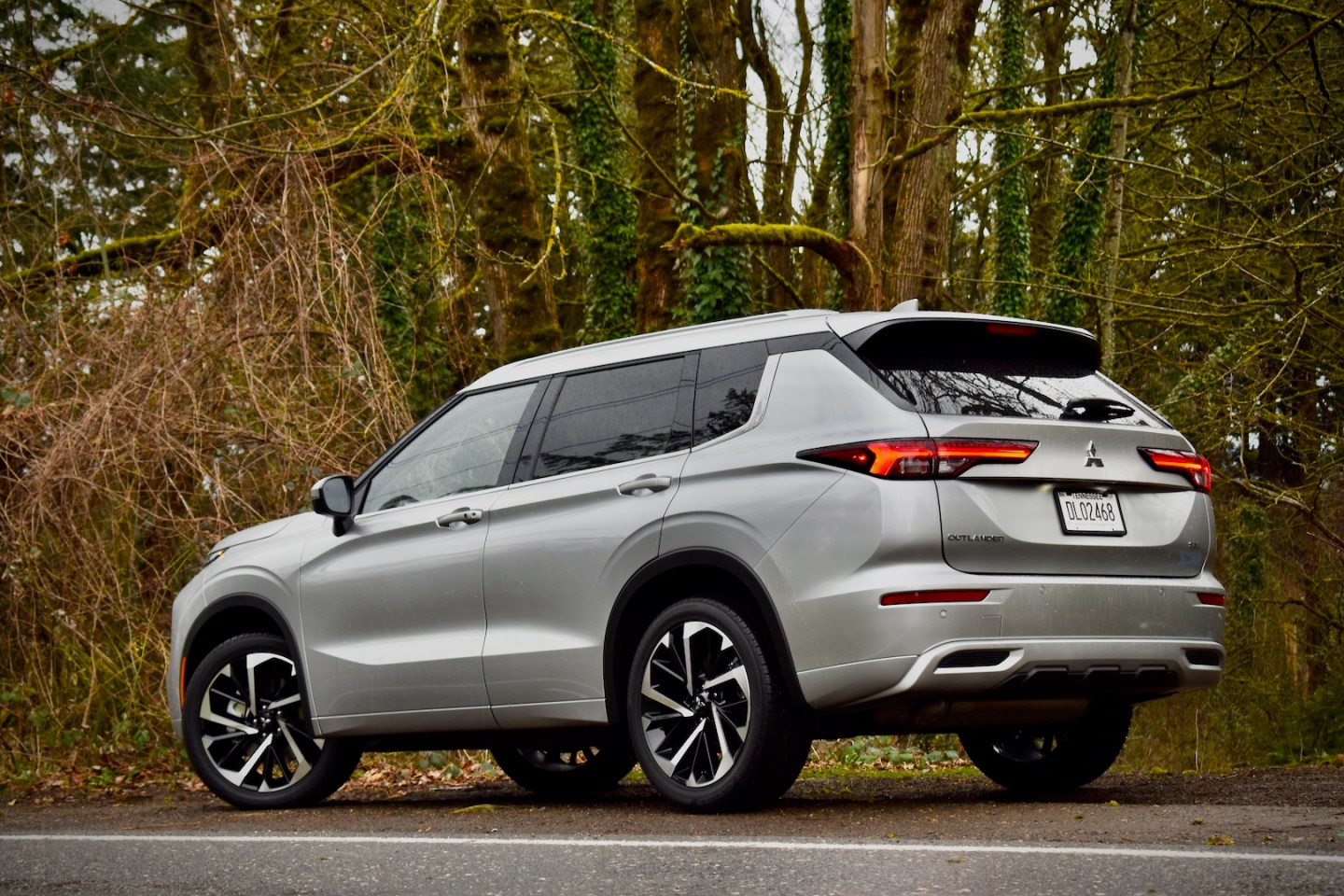 2023 Mitsubishi Outlander Review: A Flexible but Focused SUV With ...