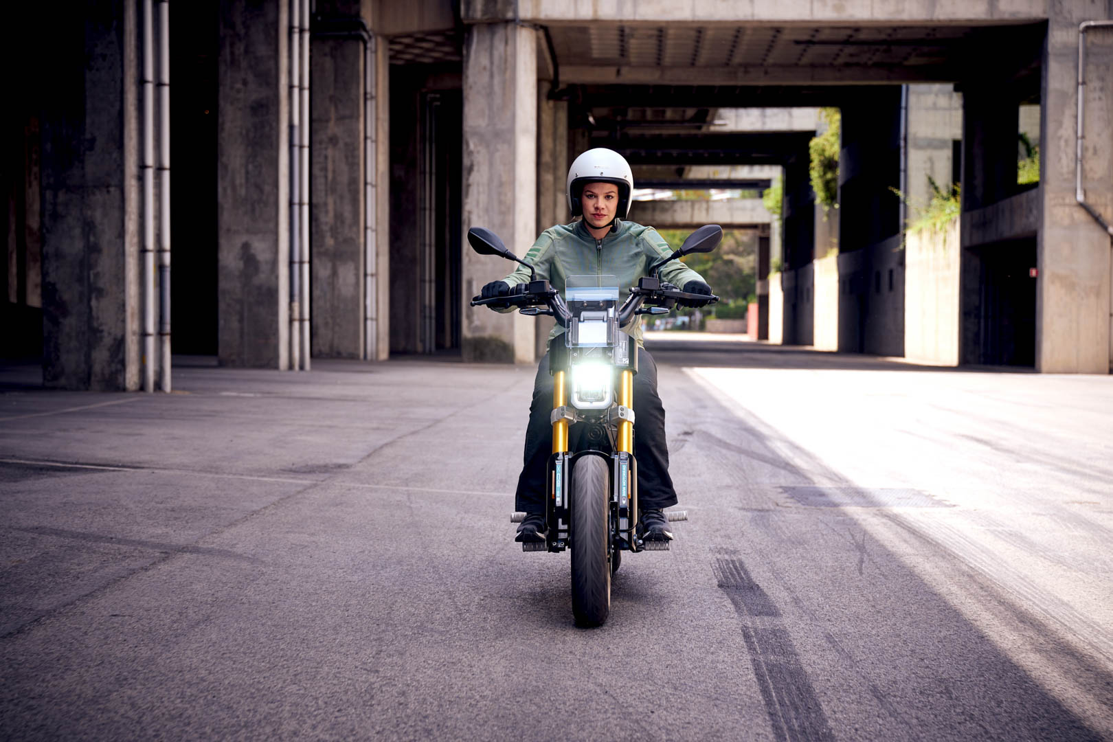 The BMW CE 02 Is a New Electric Vehicle Between a Scooter and a Motorcycle