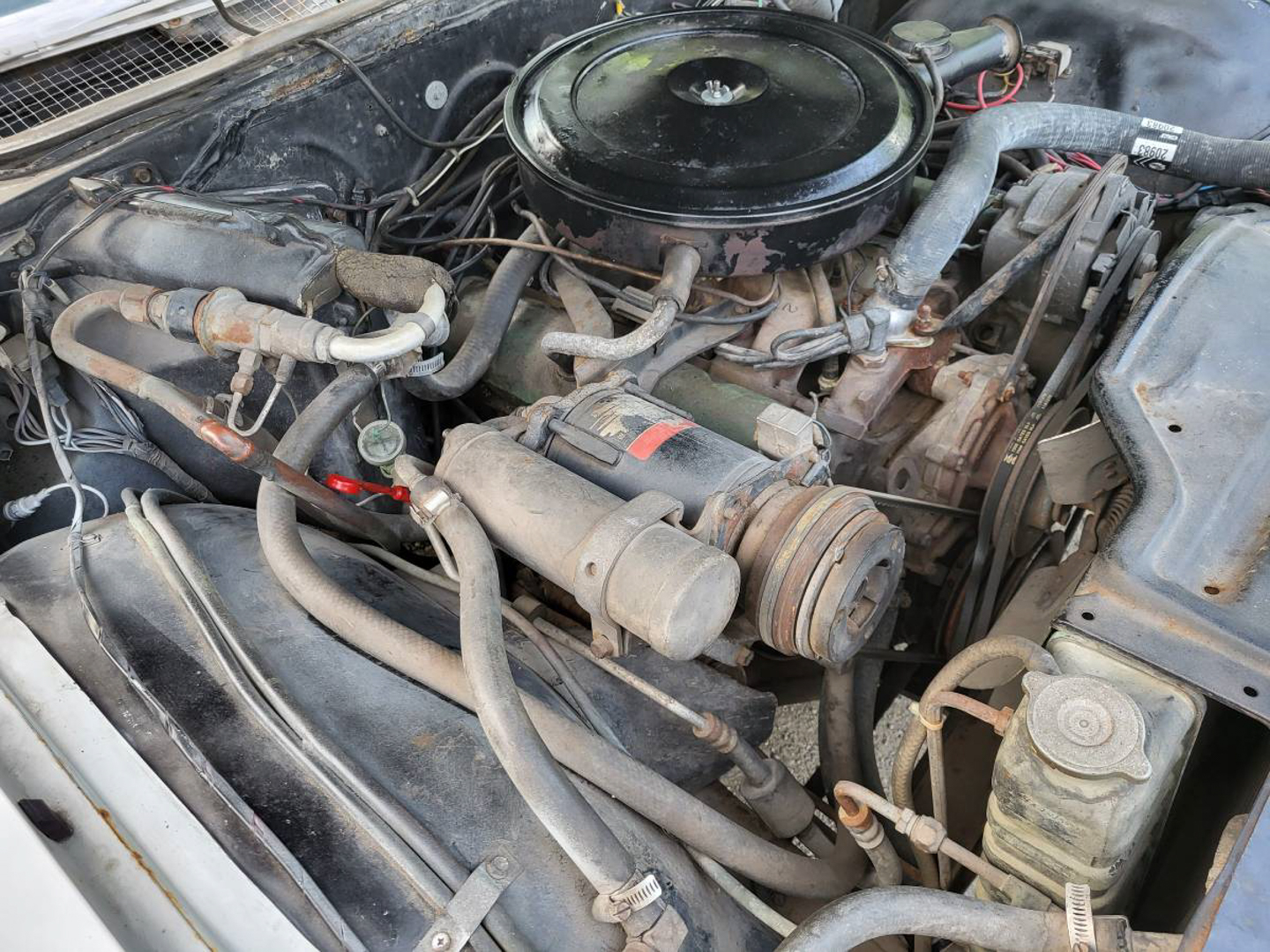 Eight-Door 1968 Pontiac Catalina Limo Is 24 Feet Long and for Sale