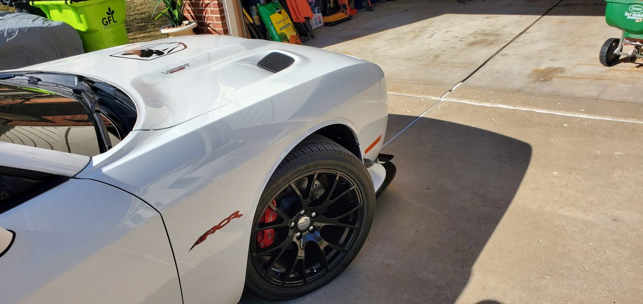 Oh OK: Dodge Challenger With a Viper V10 Wants To Be an ACR Muscle Car