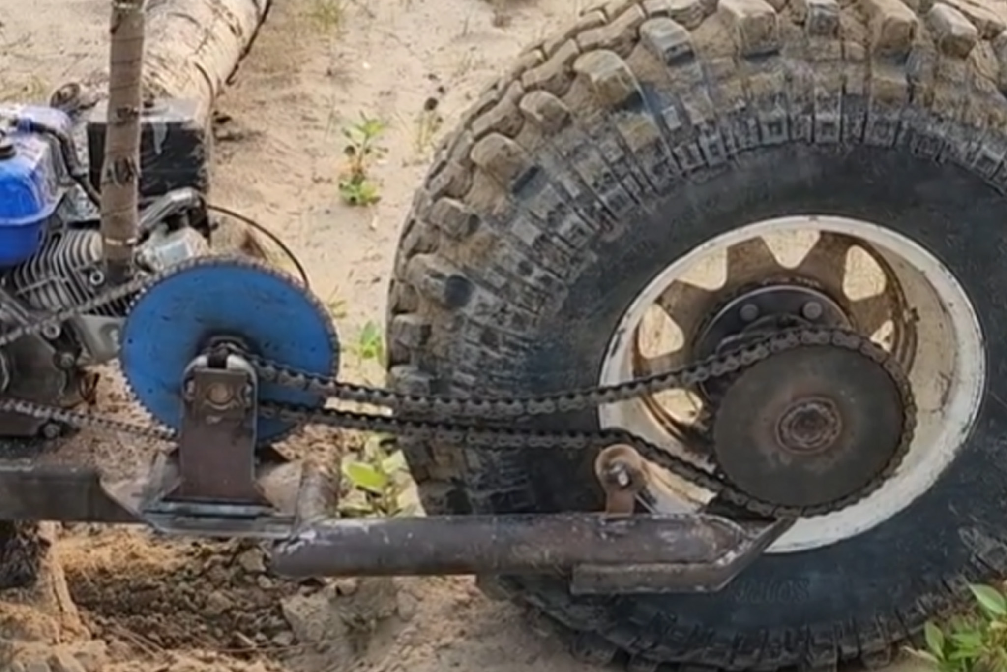 Massive Scooter With 35-inch Boggers Is a Solution to a Problem We ...