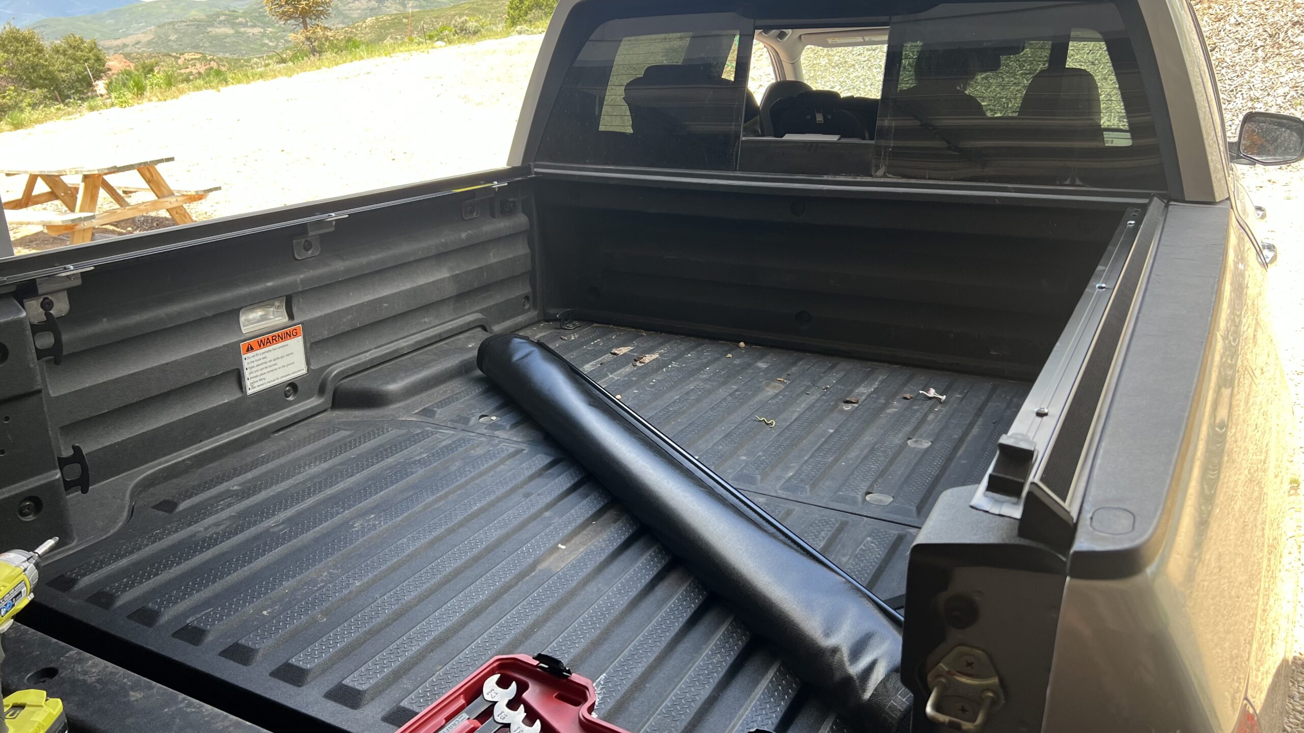 Gator SRX Tonneau Cover vs. RetraxPro MX Tonneau Cover Tested