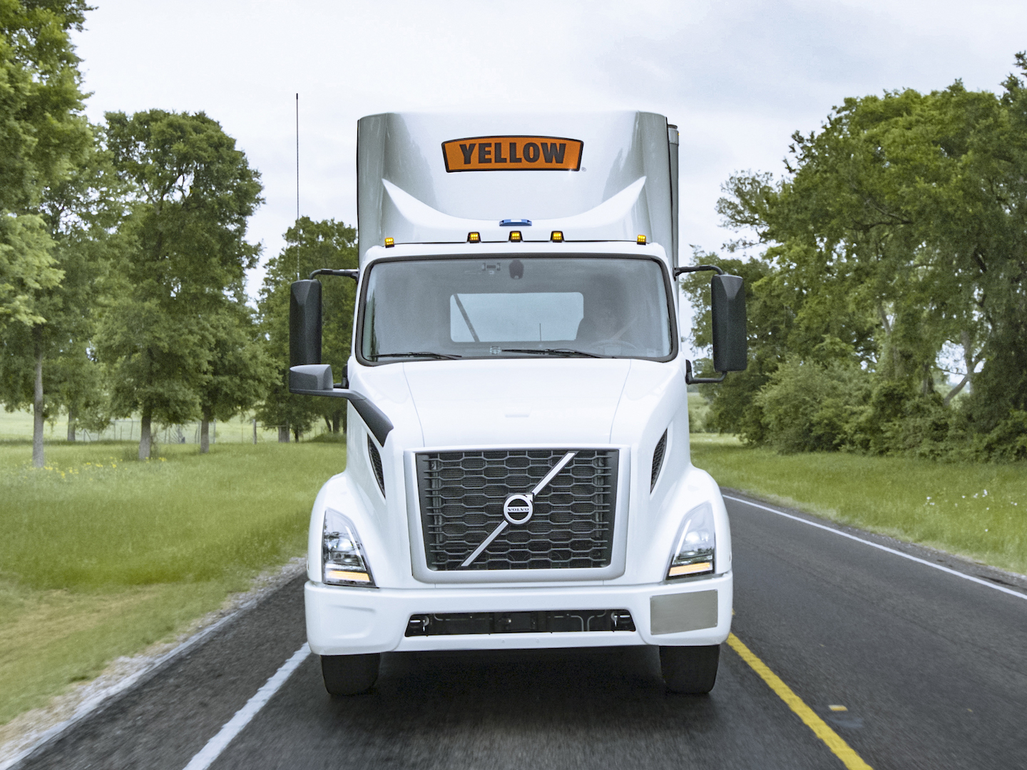 99-Year-Old Trucking Company Yellow Files for Bankruptcy After $700M ...