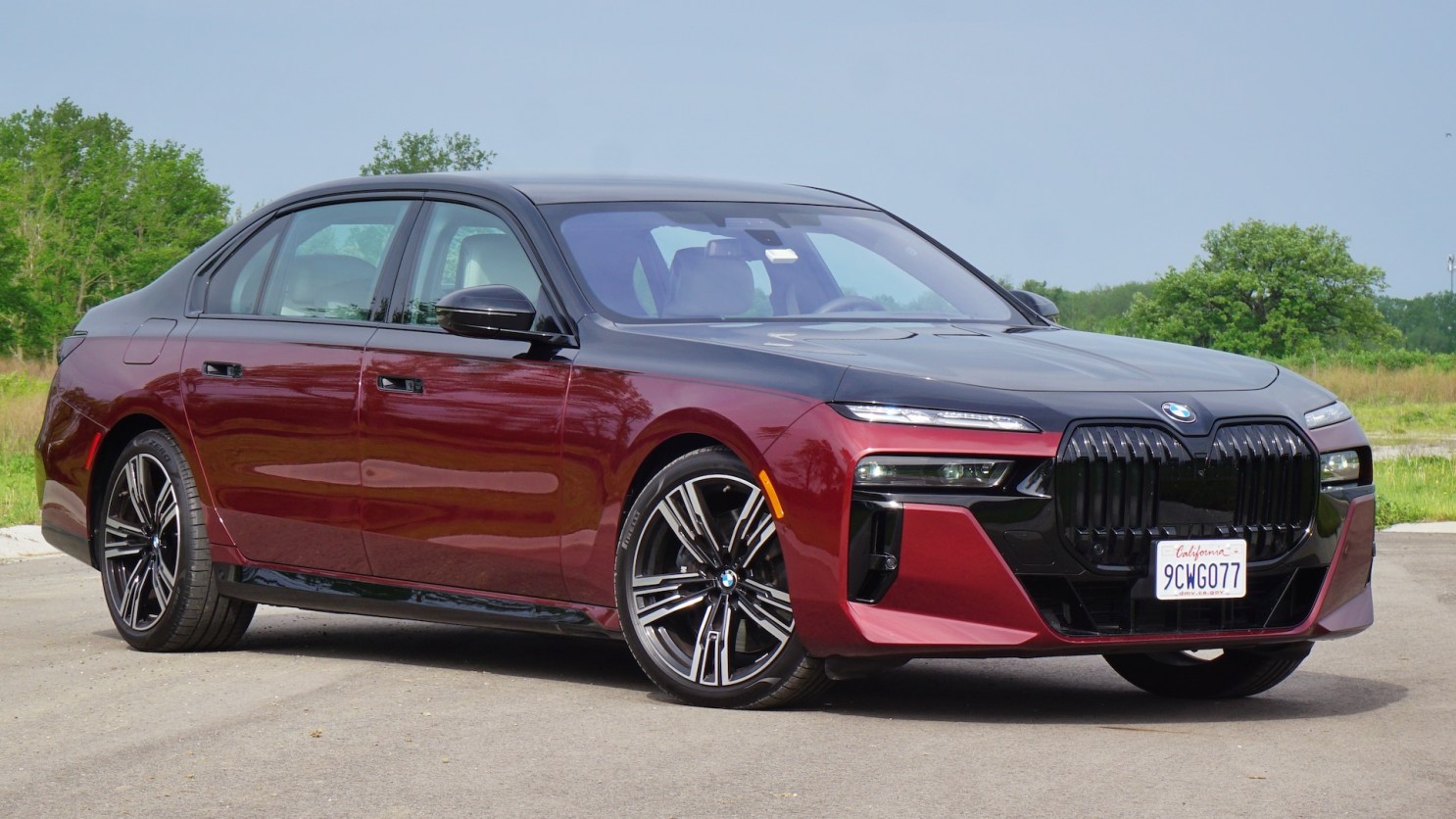 2018 BMW M760i xDrive Review: Is This $180,000 Super Sedan Fancy Enough ...