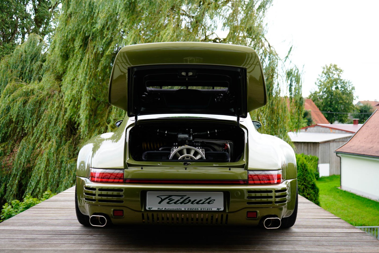 The 550-HP RUF Tribute Is a Love Letter to Air-Cooled Porsches