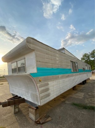 This 50-Foot Mobile Home Is the Mother of All Camper Trailers, And It's ...