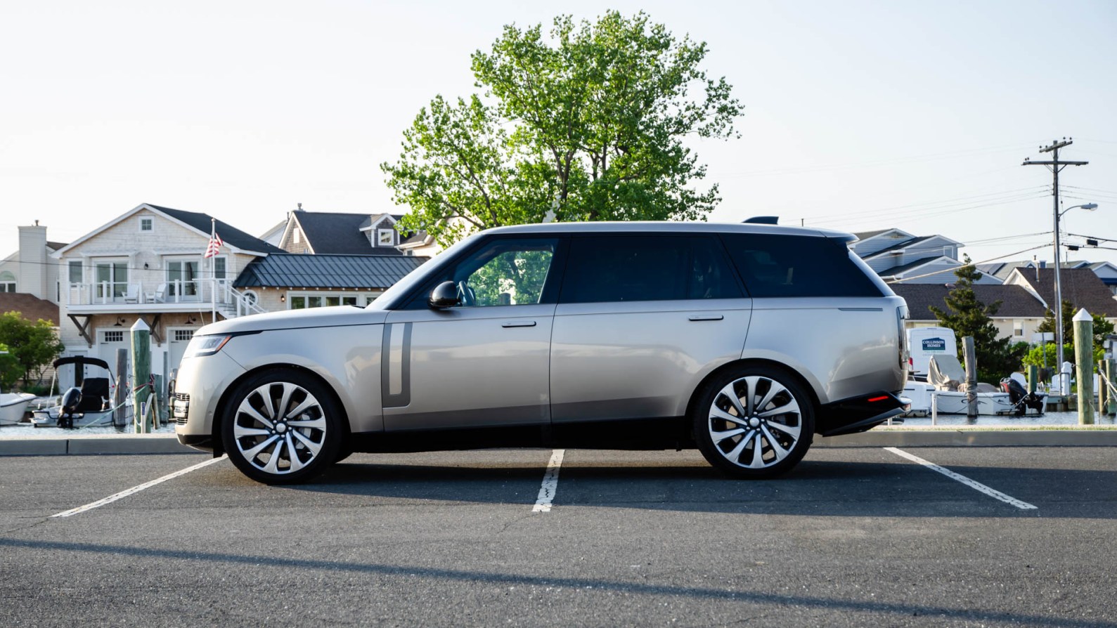2023 Range Rover Review: For Those Who Are Used to the Front of the Plane