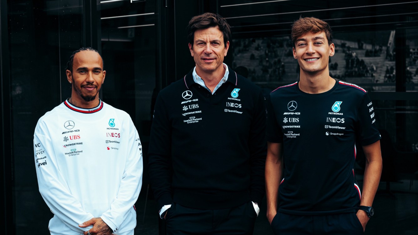 Hamilton, Russell Stay With Mercedes F1 Team Through 2025