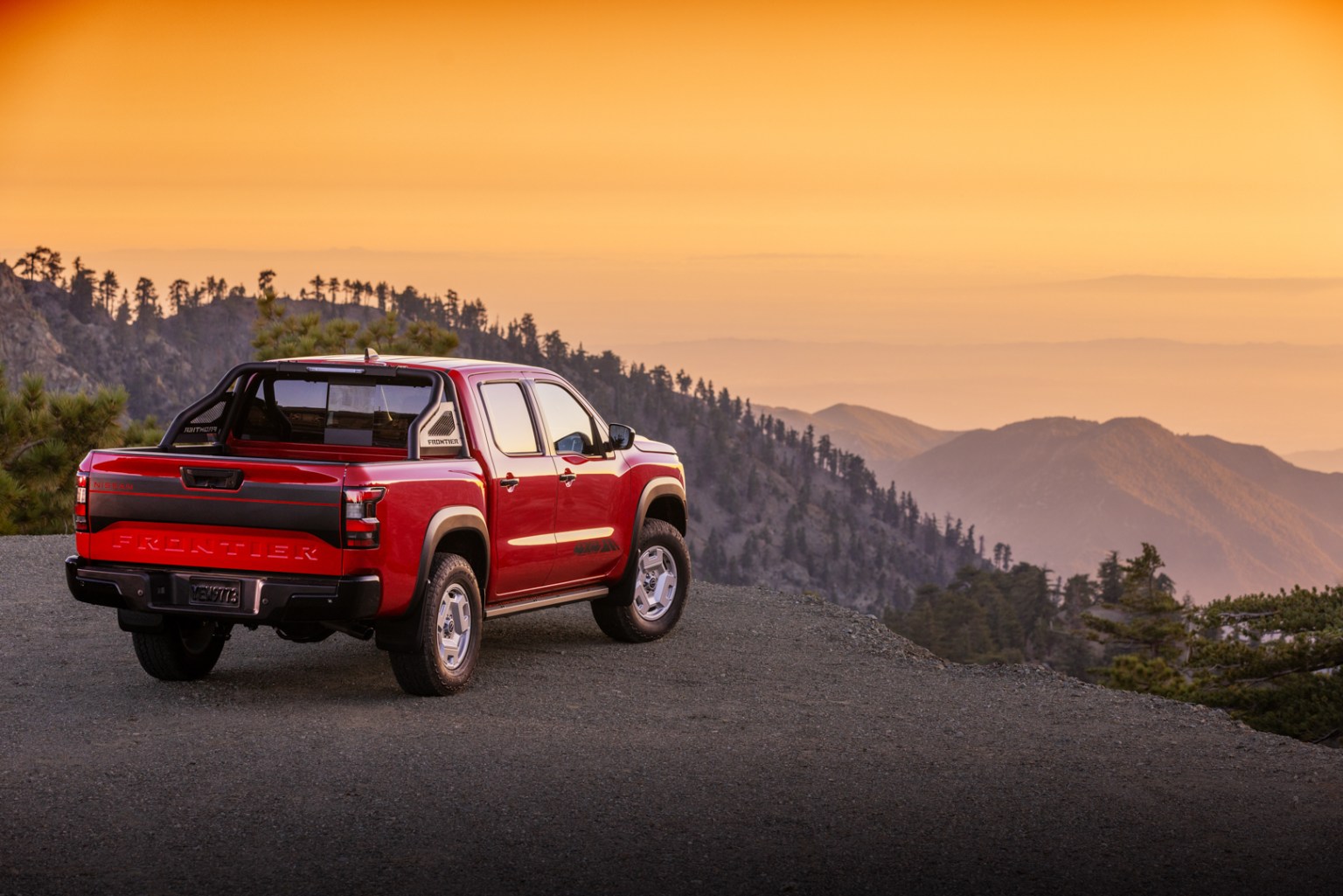 2024 Nissan Frontier Hardbody Edition Is a Rad '80s Throwback