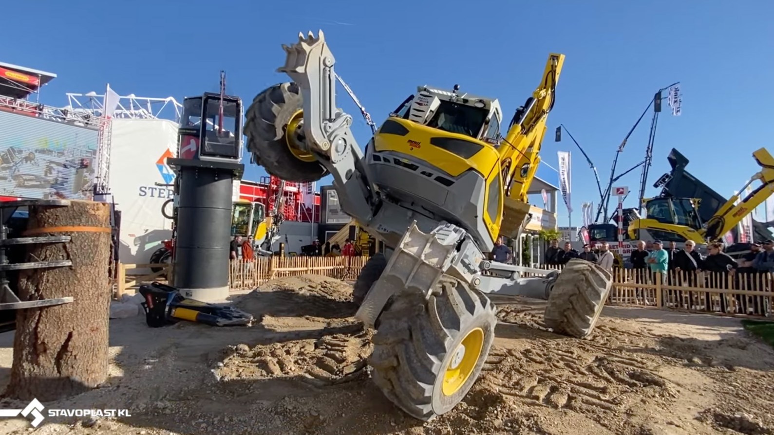 These Walking 'Spider' Excavators Are Amazing—and Creepy