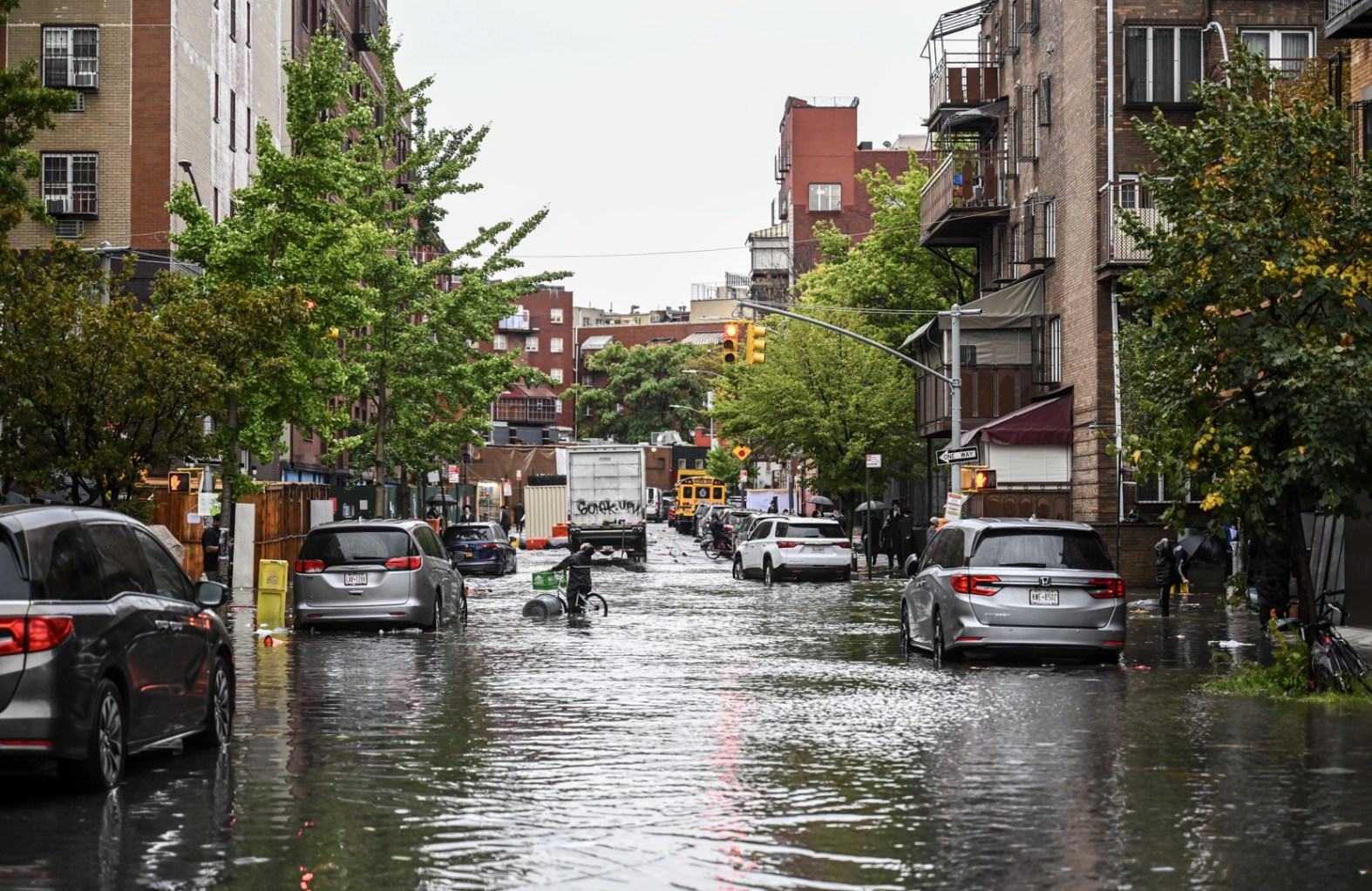 NYC Flooding: Unreal Images of Brooklyn Roads Turned Into Rivers This ...