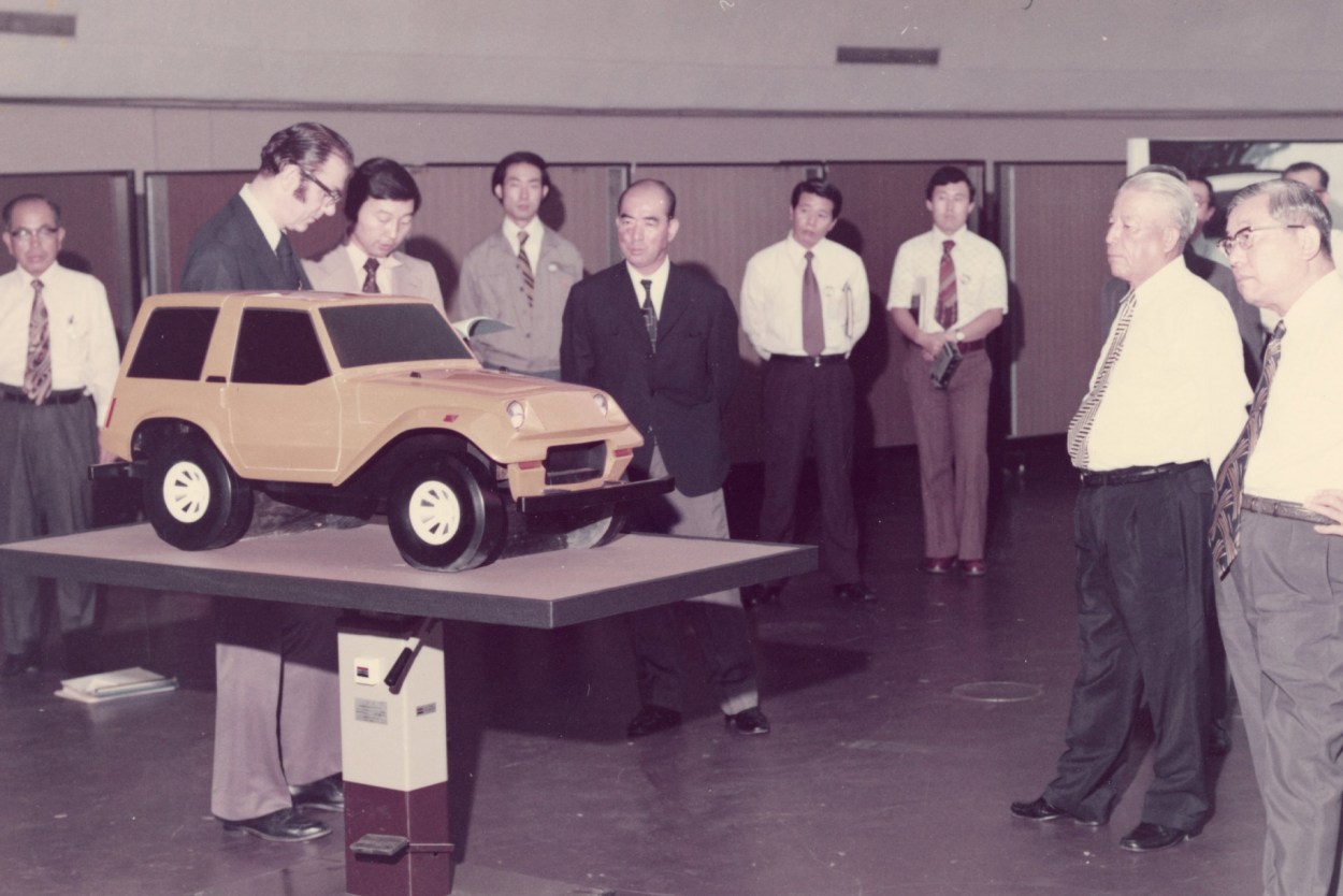 Toyota Just Revealed Two Unseen Mid-Engine Concept Cars From the '80s ...