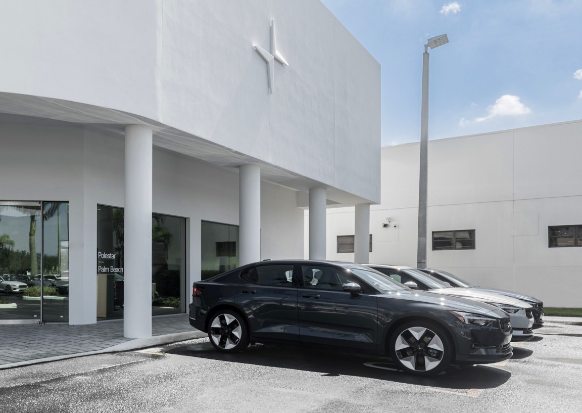 The Average New EV Costs $14,000 Less Than It Did a Year Ago: KBB