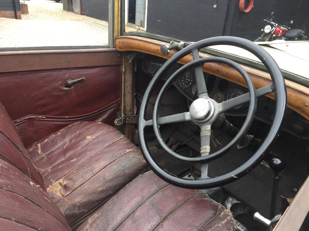 94-Year-Old Tracks Down Father's Vintage Car by Accident, Restores It