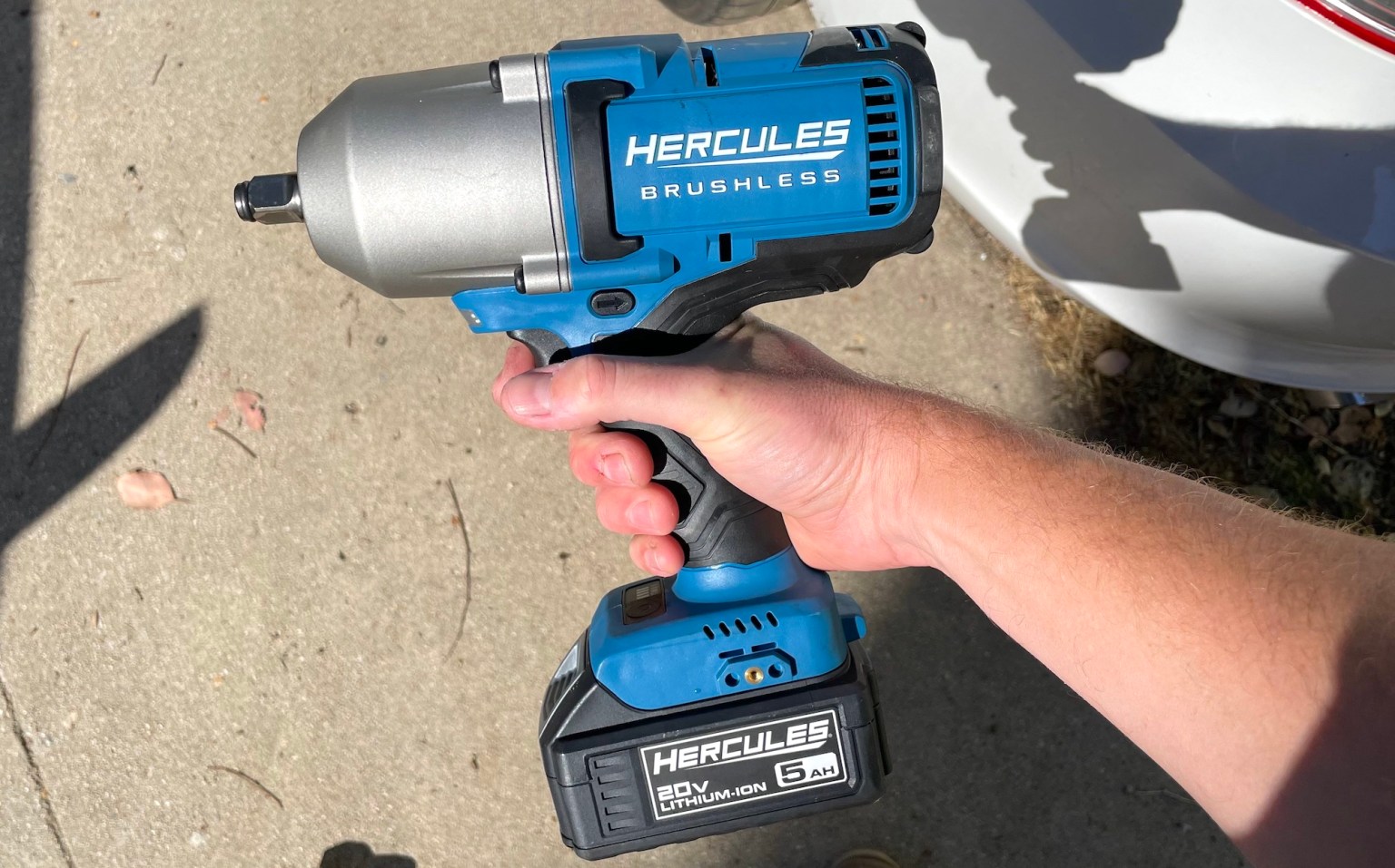 Review: Harbor Freight Hercules 1/2 Inch High Torque Impact Wrench Gets ...