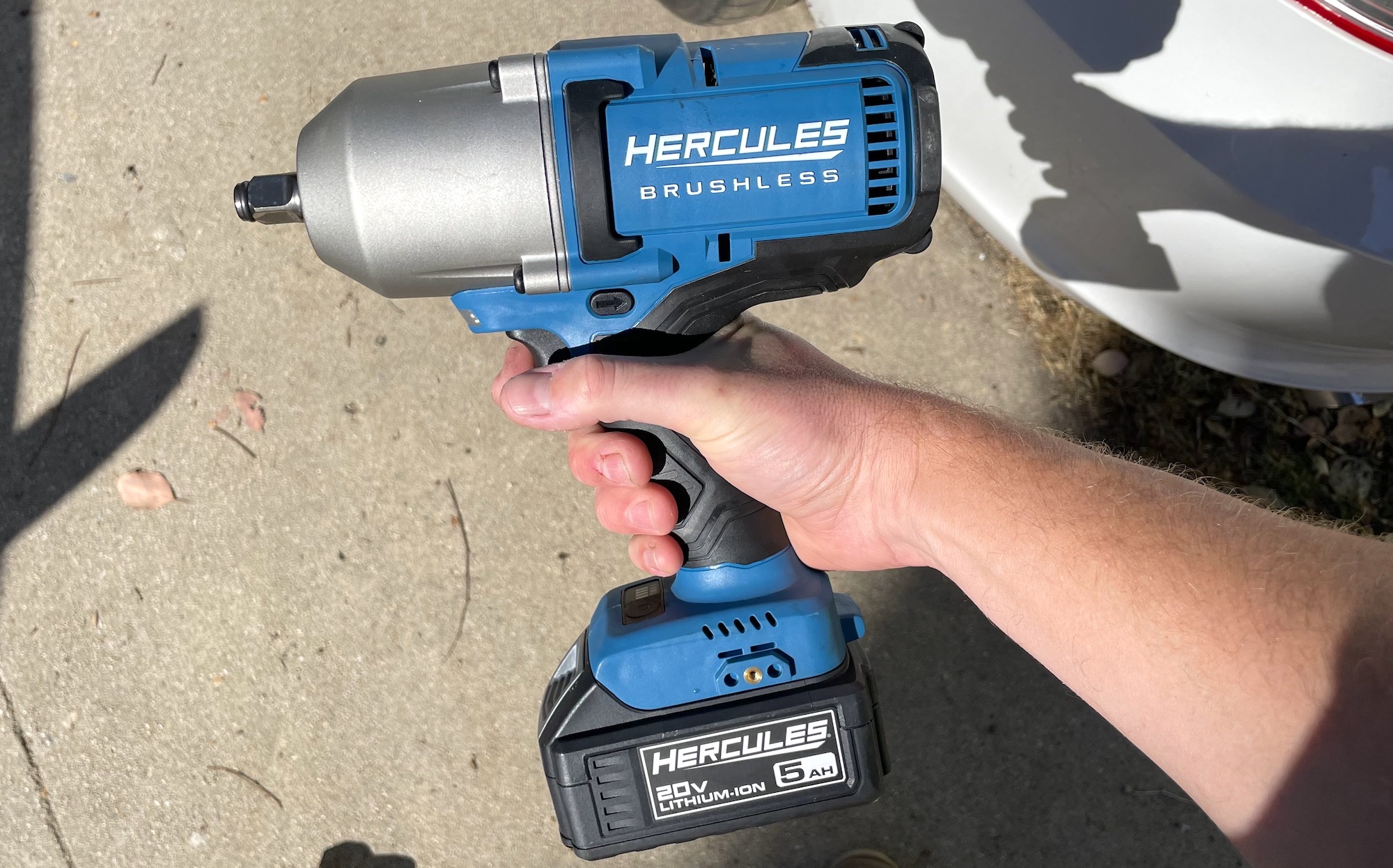 Review: Harbor Freight Hercules 1/2 Inch High Torque Impact Wrench Gets ...