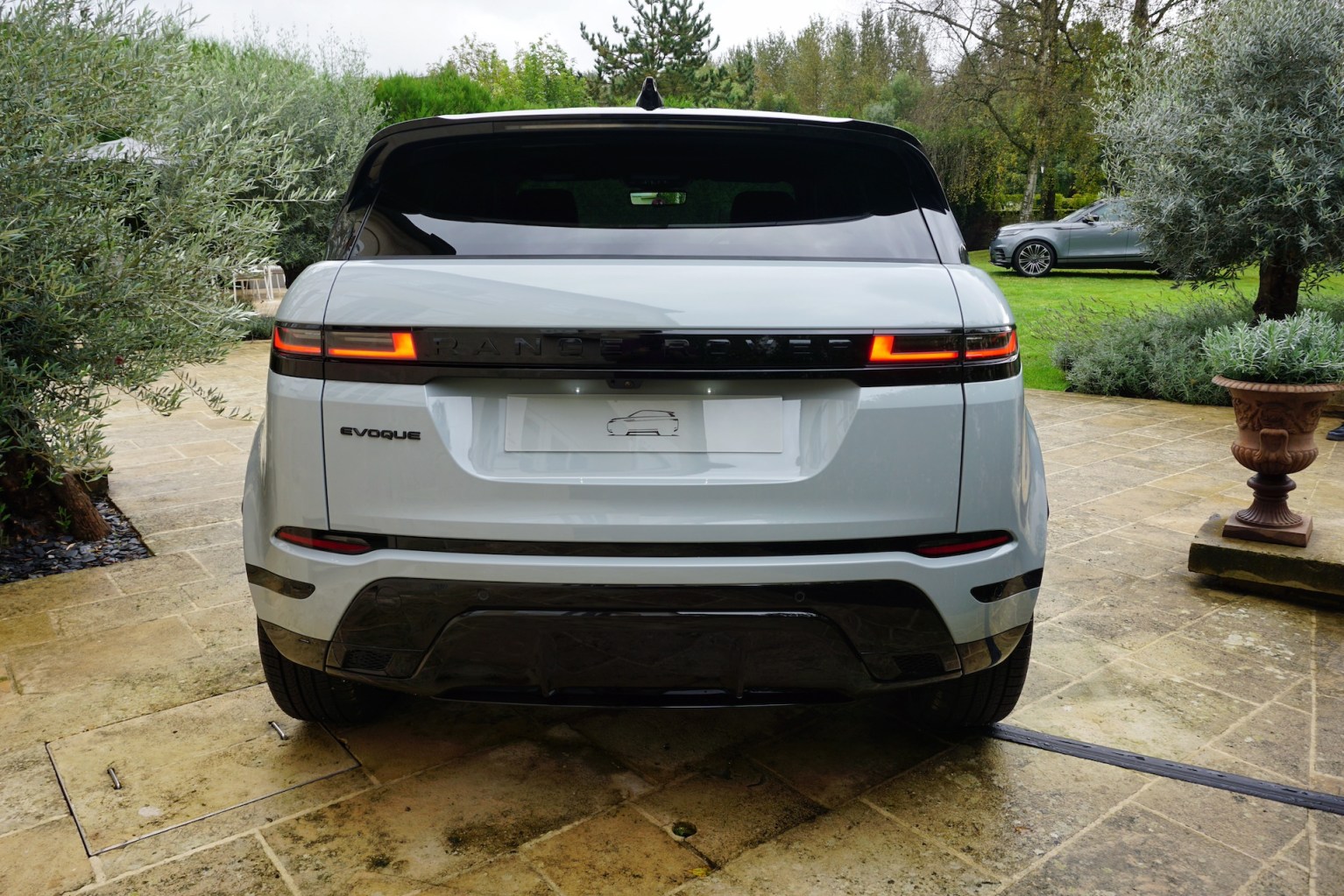 2024 Range Rover Evoque First Drive Review: A Designer Crossover for ...