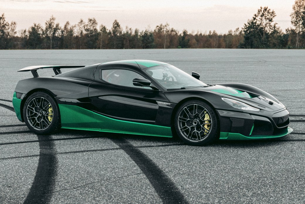 Rimac Nevera Hits 171 MPH in Reverse, a New Guinness World Record