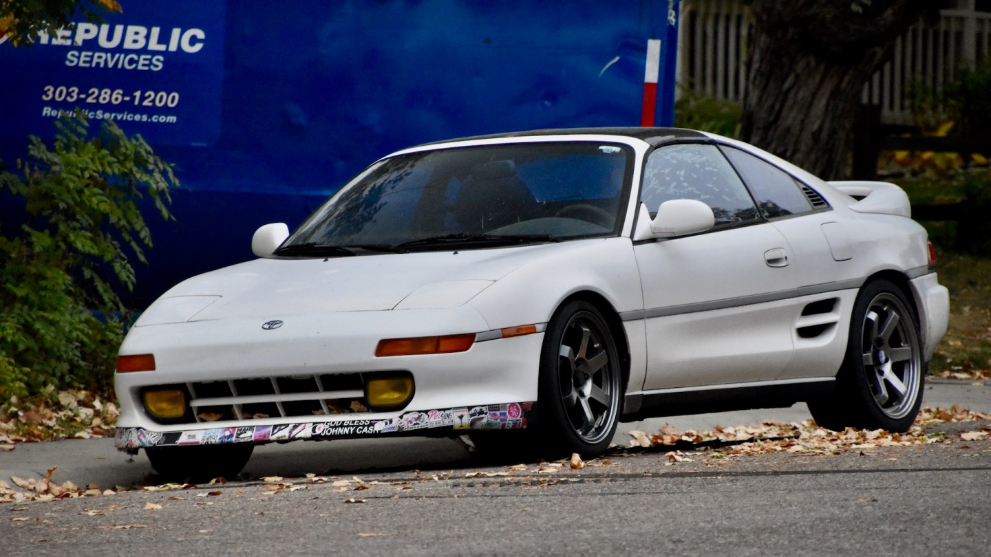 This Mad Genius Made a Turbo V6 Toyota MR2 That Shoots Fire