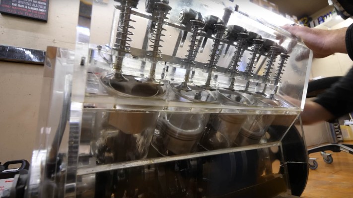 This Transparent Chevy LS V8 Is An Amazing Demonstration of Internal ...