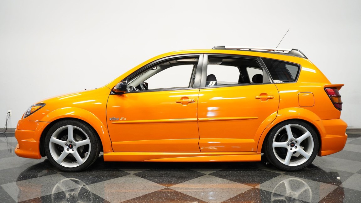 You Can Buy the Nicest Pontiac Vibe Left in This Cruel World for $25,000