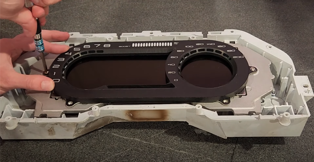 Nissan 300ZX Owner Turns Ford Digital Dash Into Wicked Retro Display