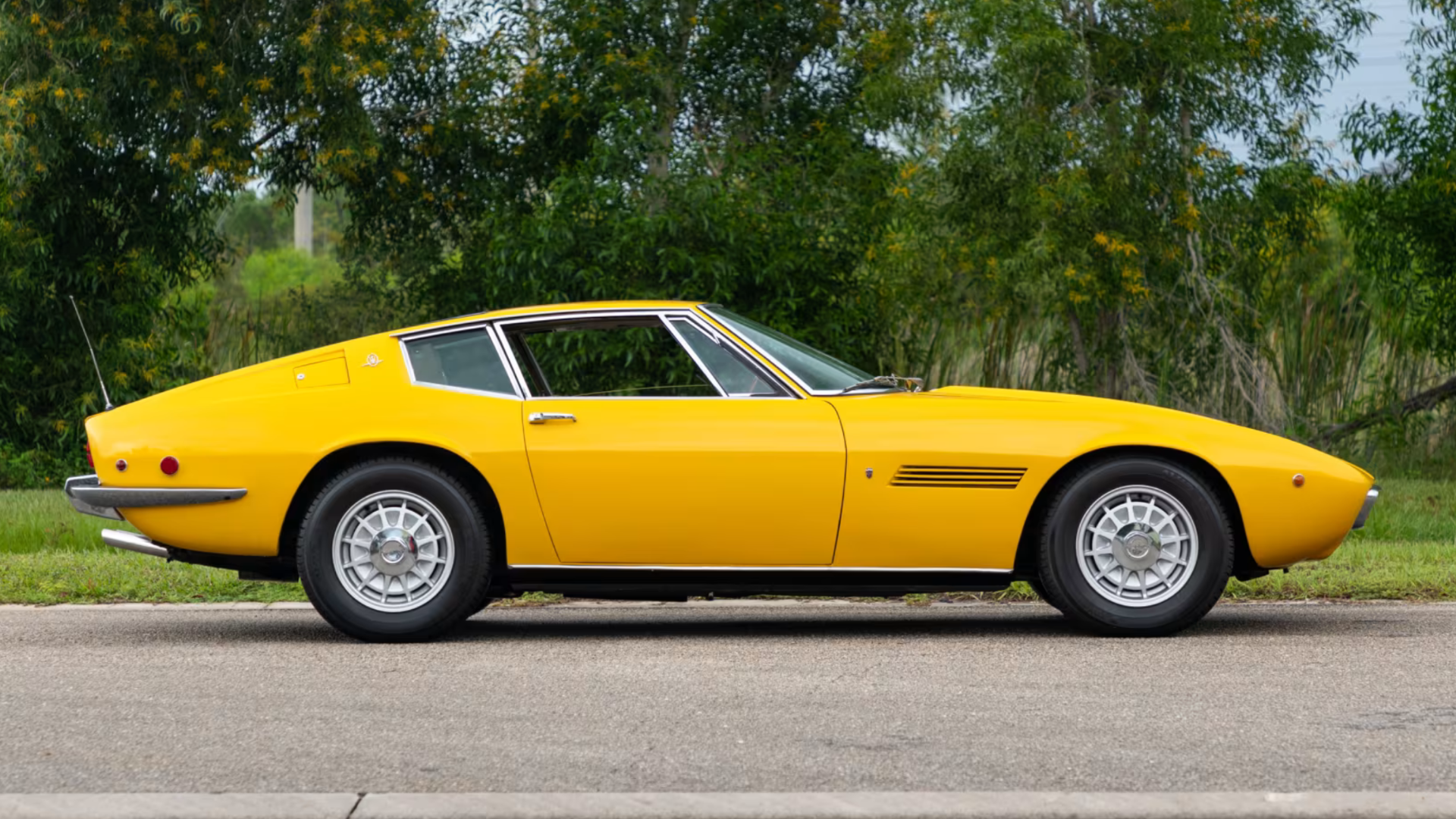The 5 Coolest Cars at Mecum's Kissimmee Auction
