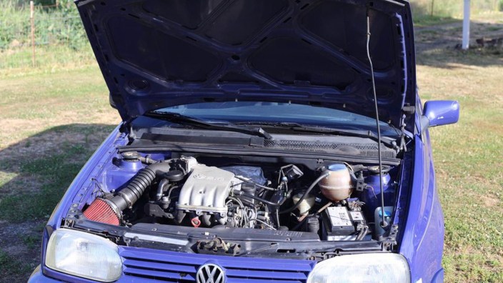 Dealer-Created Single-Color VW Golf Harlequins Made a Rare Car Even Rarer