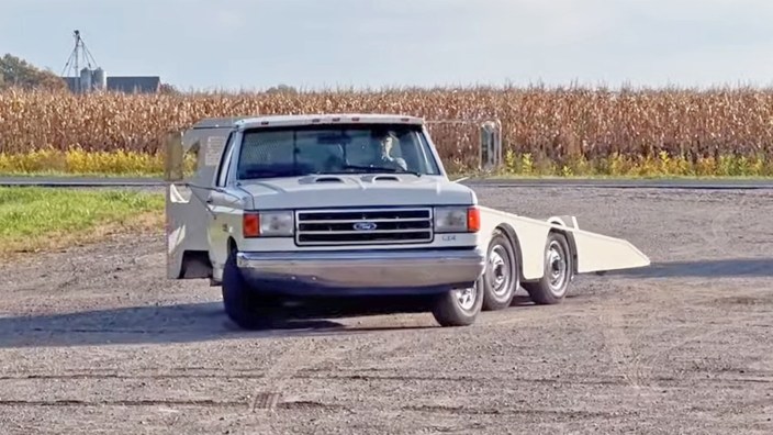 Behold: The Articulating Ford F-150 Ramp Truck Built in a Garage