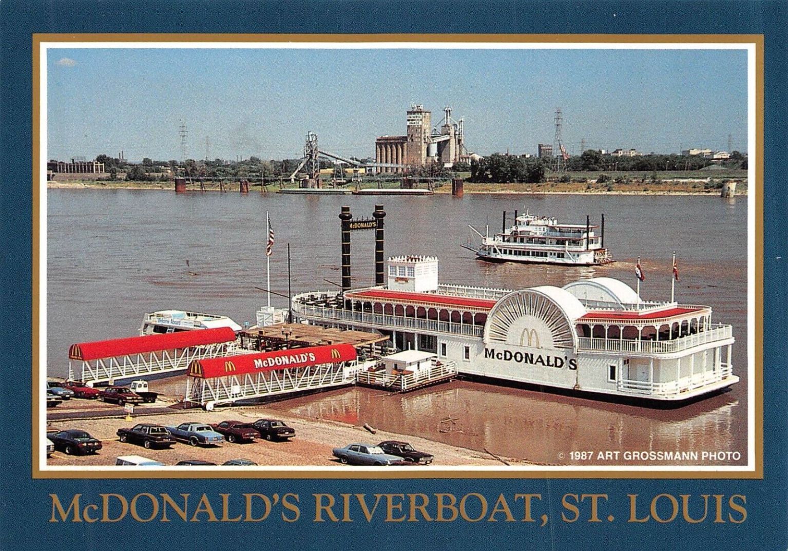 The McDonald's Paddleboat Was a Fast Food Trendsetter. Then It Disappeared