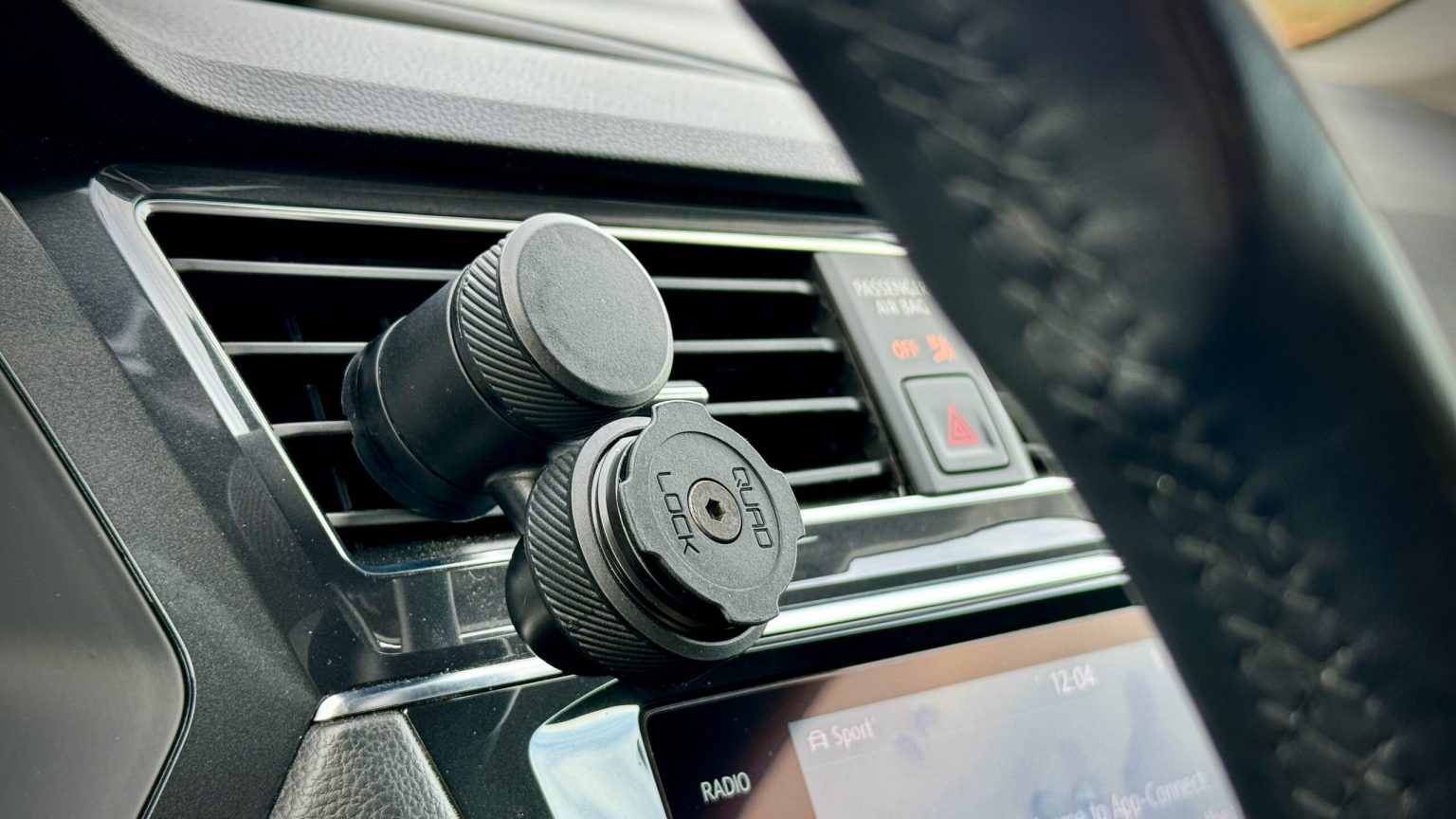 Review: Quad Lock’s Smartphone Case And Mount System Is Beyond Heavy Duty