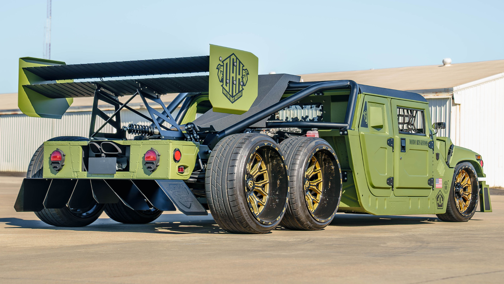 For Sale: Hellcat V8-Powered 6X6 Humvee Has 717 HP and an Aircraft Rear ...