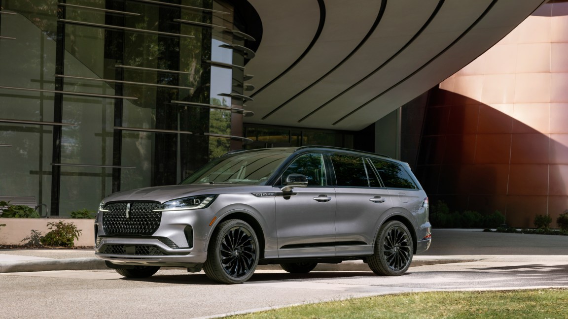2025 Lincoln Aviator Gets a Fresh Face and BlueCruise Hands-Free ...