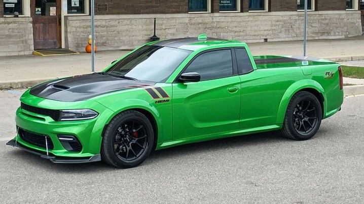 This Pickup Conversion Kit Turns Chrysler 300 Into an All-American Ute