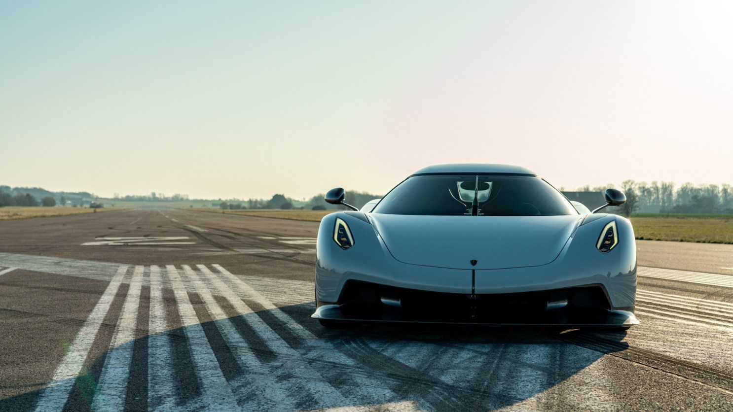 Koenigsegg Calls Out Bugatti and Squares Up for 310-MPH Top Speed ...