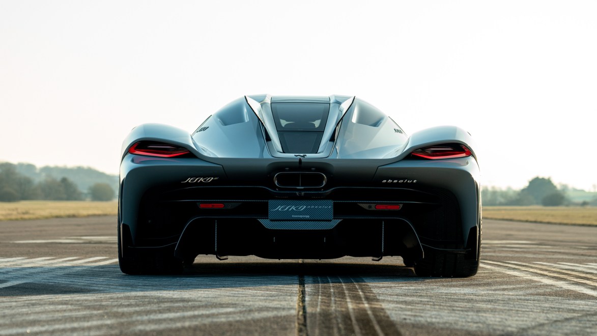 Koenigsegg Calls Out Bugatti and Squares Up for 310-MPH Top Speed ...
