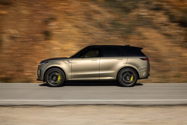 2024 Range Rover Sport SV First Drive Review: A Sophisticated Beast ...
