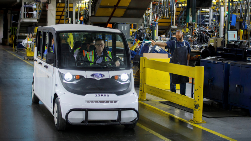 Ford Replaces US Marine's Wrecked F-150 Raptor With a 720-HP Raptor R