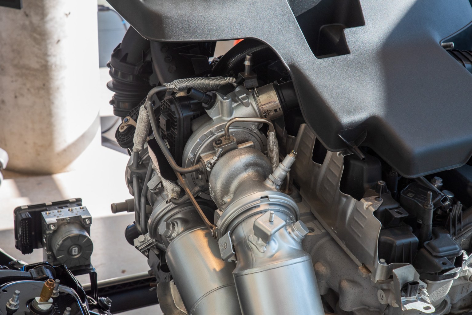 2025 Ram 1500 Ditches the V8, But That Twin-Turbo I6 Is a Reward Worth ...