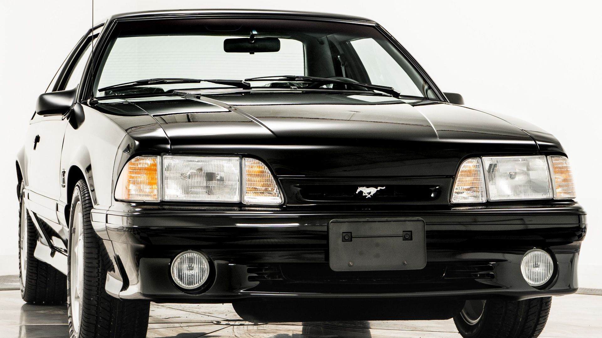 34-Mile Ford Mustang SVT Cobra Might Be the Freshest Fox Body in the World