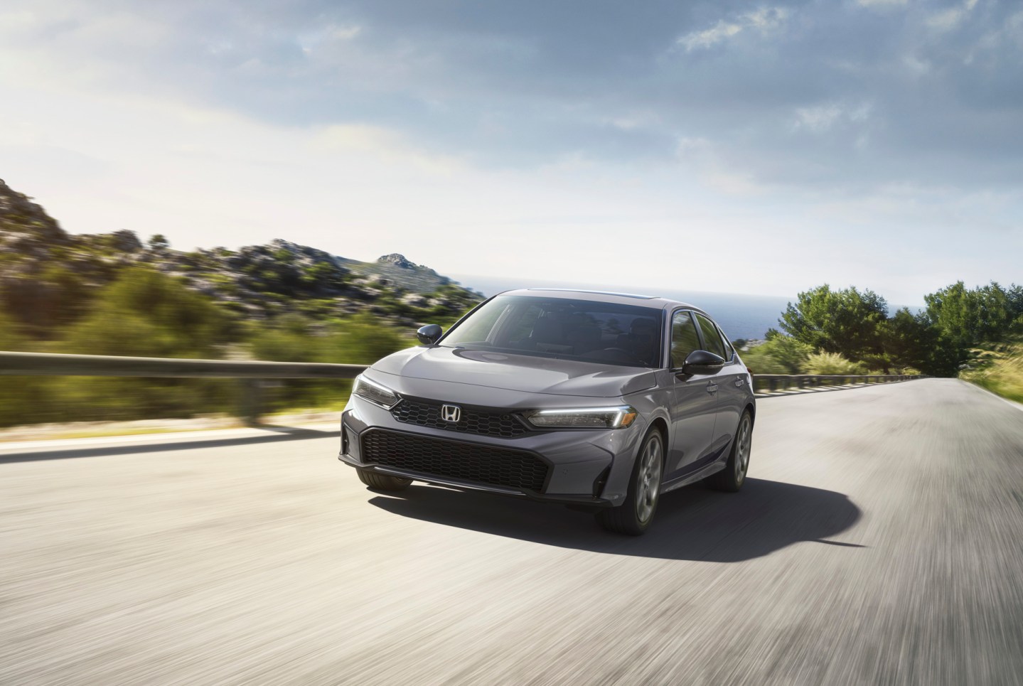 2025 Honda Civic Sport Hybrid: 50 MPG and More Torque Than Civic Si
