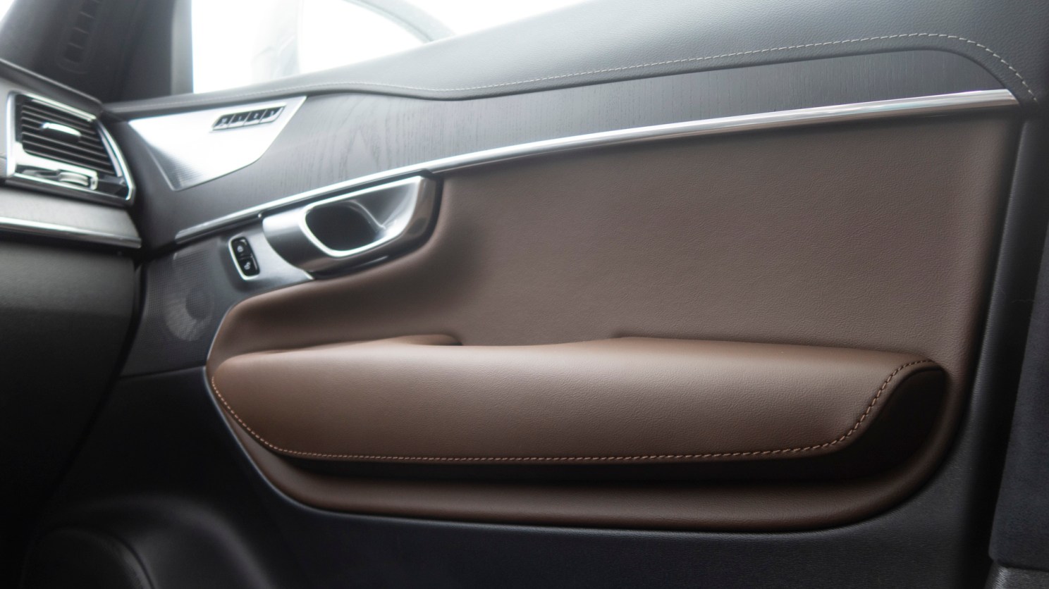 Is the Volvo XC90 Good for Dogs?