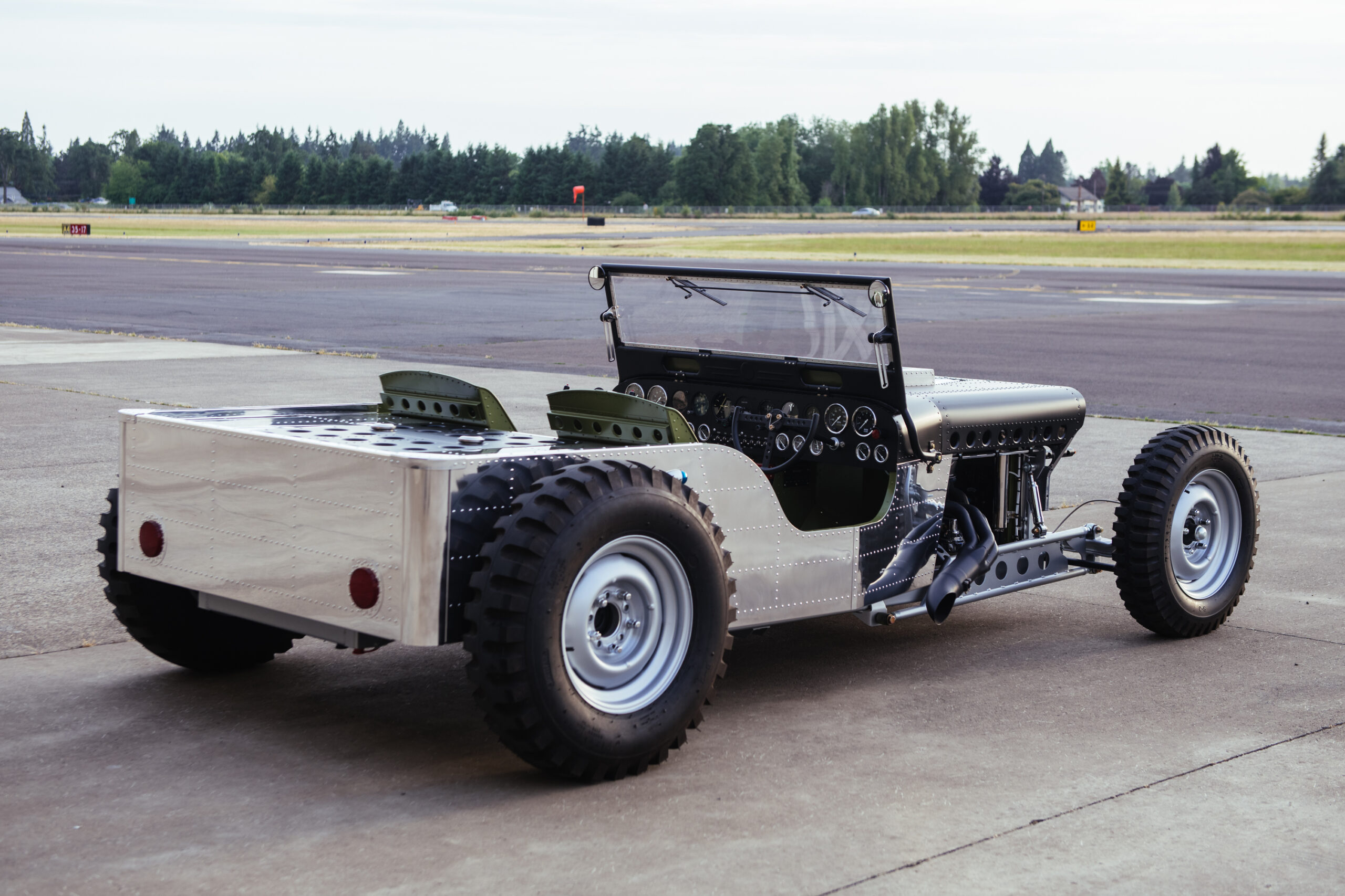 Hand-Built 'Warbird' WWII Jeep Hot Rod Is an Absurdly Detailed Work of Art