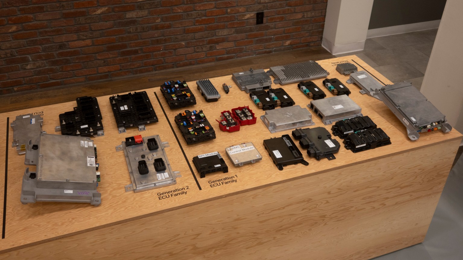 2025 Rivian R1S First Drive Review: Cutting-Edge Again