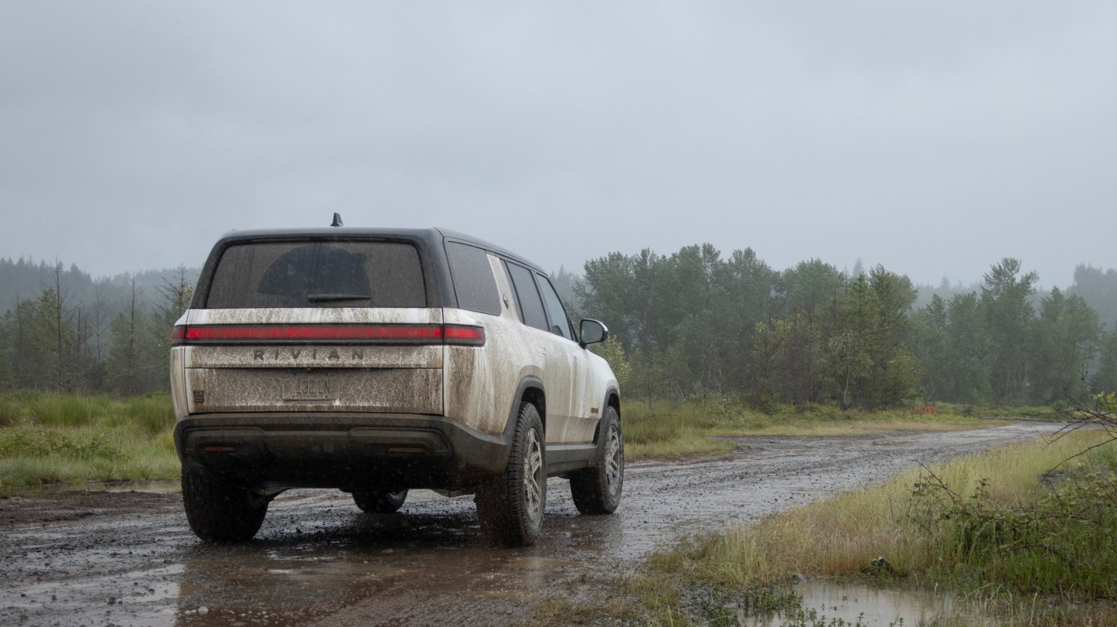 2025 Rivian R1S First Drive Review: Cutting-Edge Again
