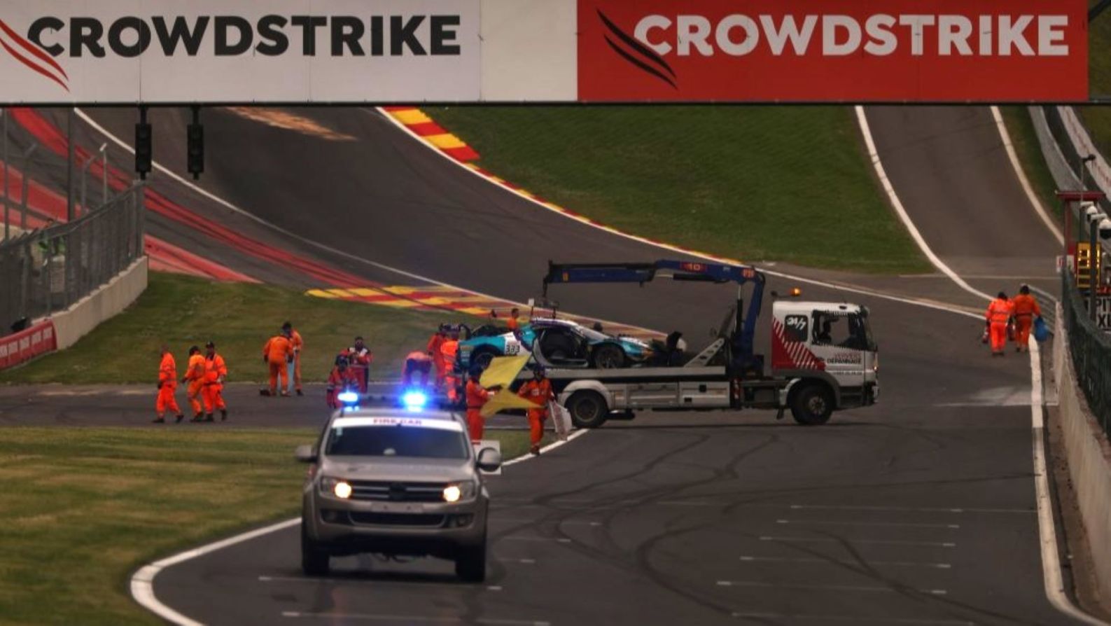 Try Not to Wince at This Horrible Crash at Spa as Drivers Ignore Double ...
