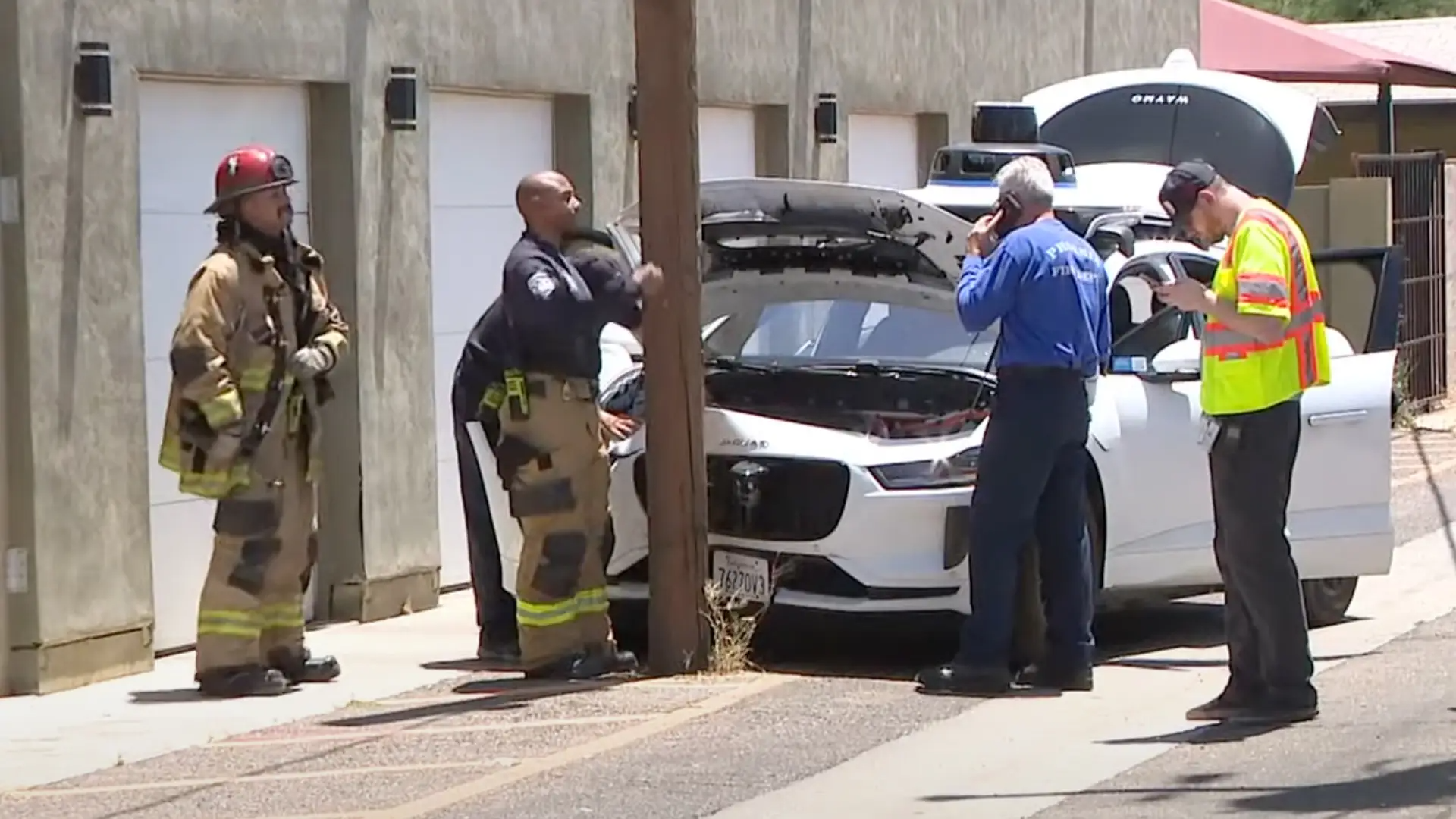 Waymo Recalls Robotaxis to Give Telephone Poles a Higher 'Damage Score'