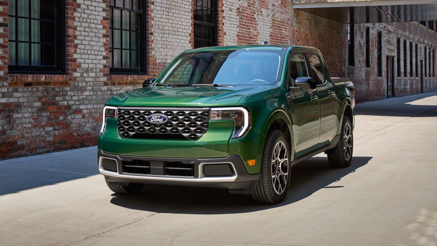 The Slate Truck Is Two Feet Shorter Than Ford Maverick but Has a Bigger Bed